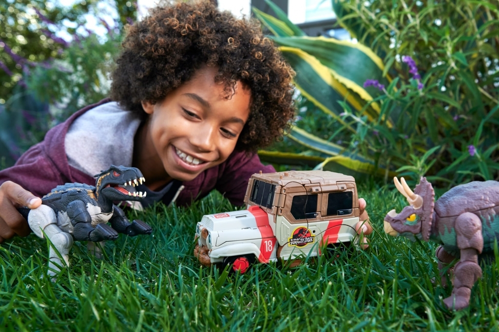 T Rex Persegue E Ruge Jurassic World - Mattel HPD38 - Noy Brinquedos