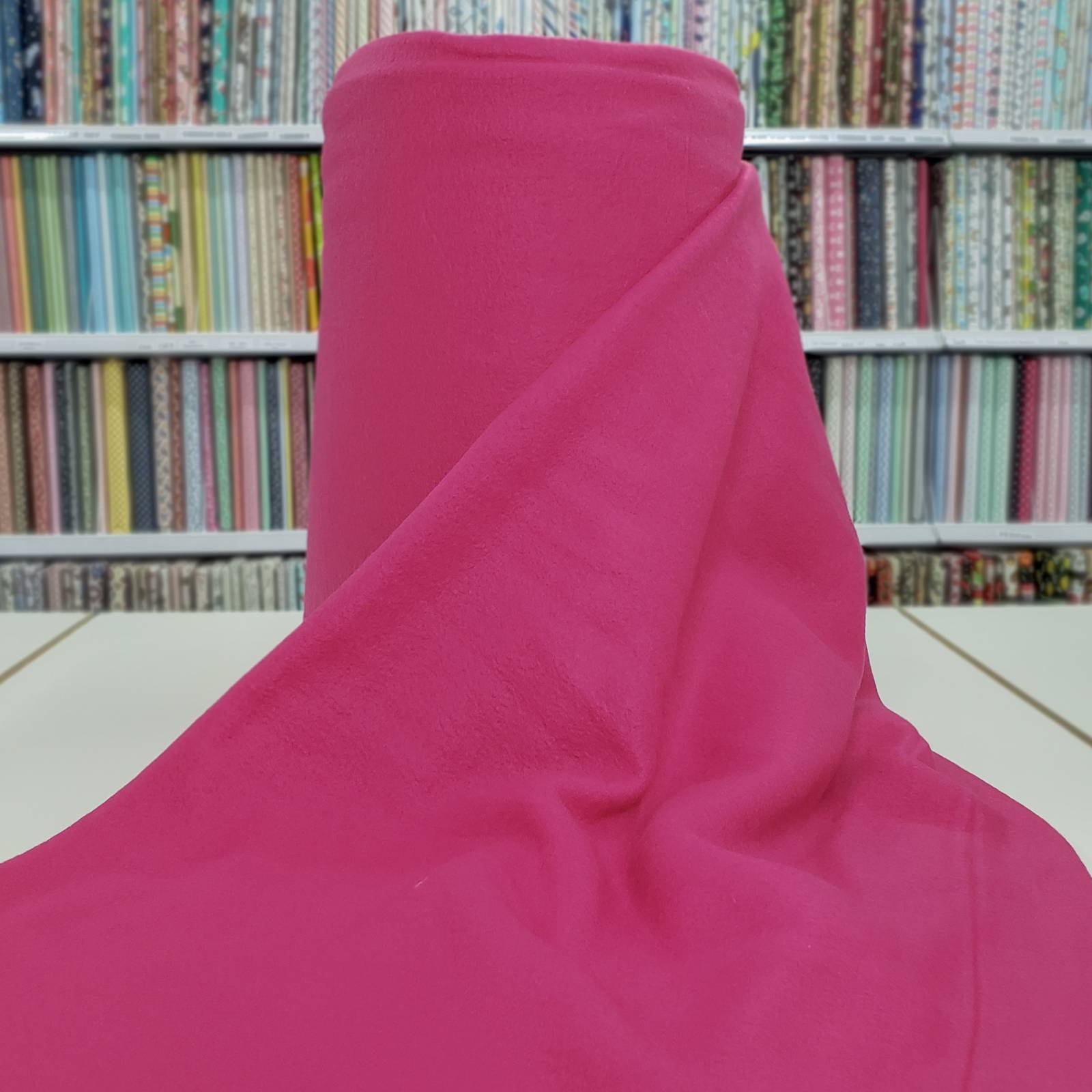 Tecido Soft Liso - Pink - Ref. 45 cor 21 - Leoteci - Armarinhos Nodari