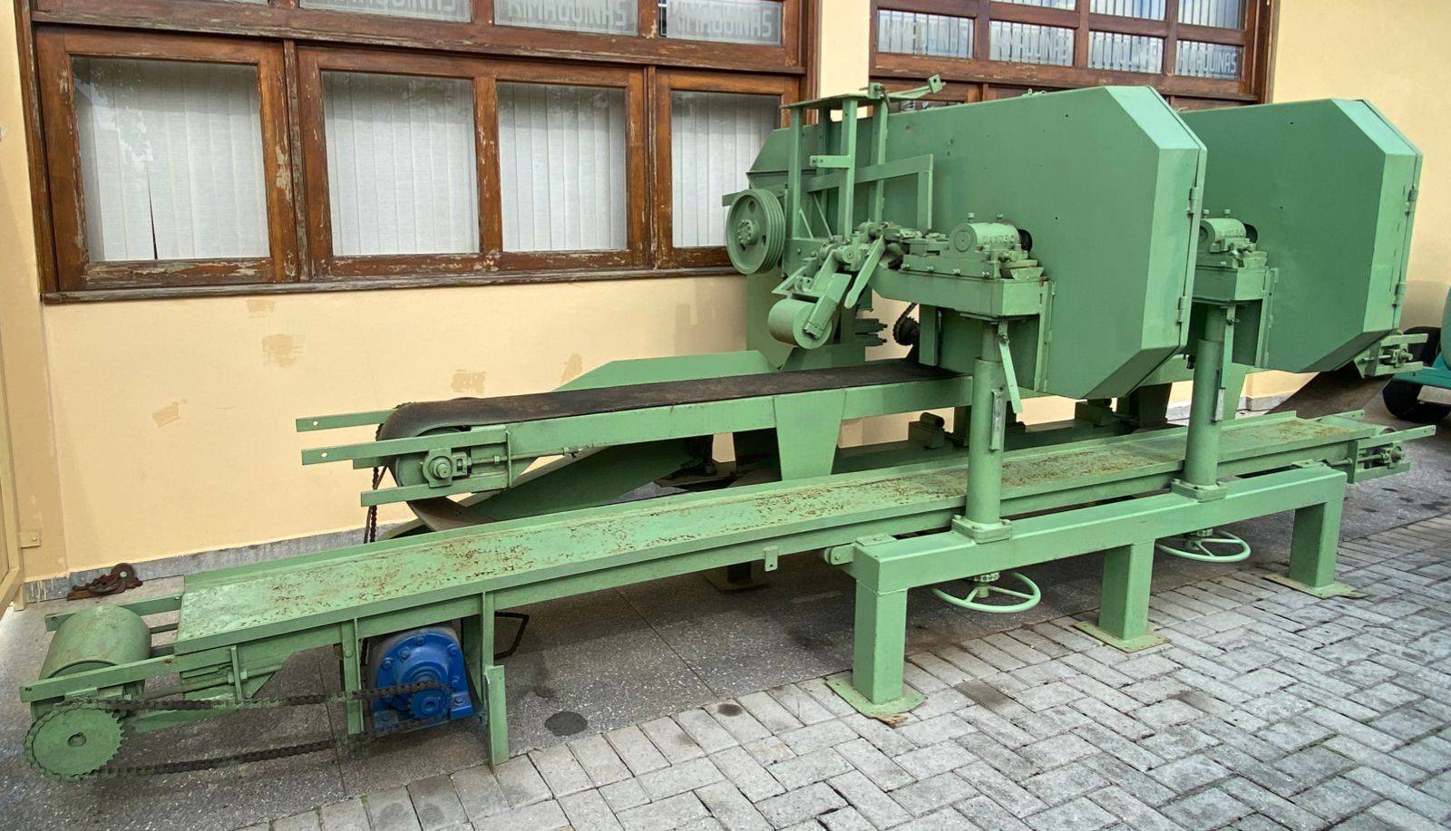 SERRA FITA HORIZONTAL MARCA VANTEC 900MM - Kimaquinas