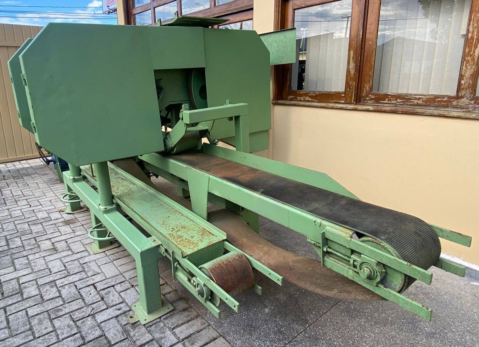 SERRA FITA HORIZONTAL MARCA VANTEC 900MM - Kimaquinas