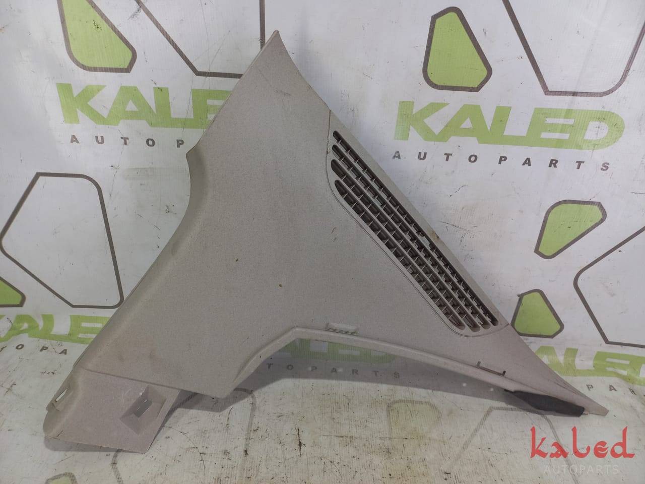 Acabamento Coluna Traseira Direita Renault Megane Sedan 07/12 - Kaled ...