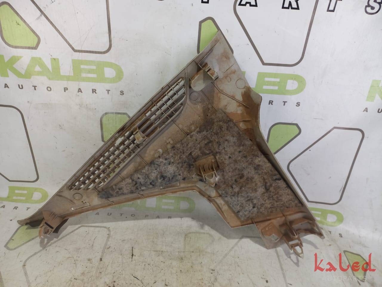 Acabamento Coluna Traseira Direita Renault Megane Sedan 07/12 - Kaled ...