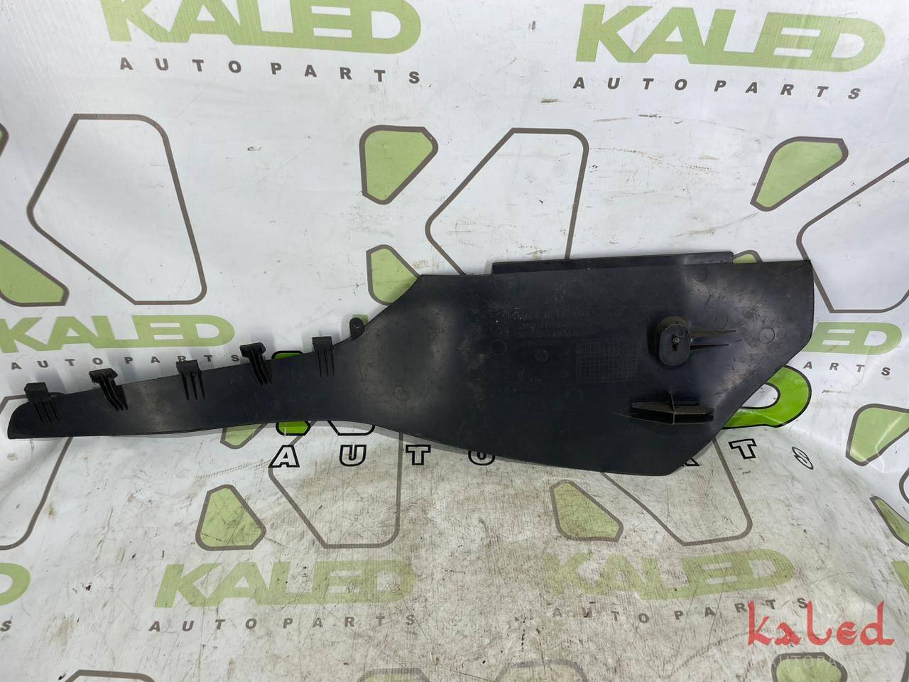 Acabamento Esquerdo Console VW Jetta 2011-2016 - Kaled Auto Parts